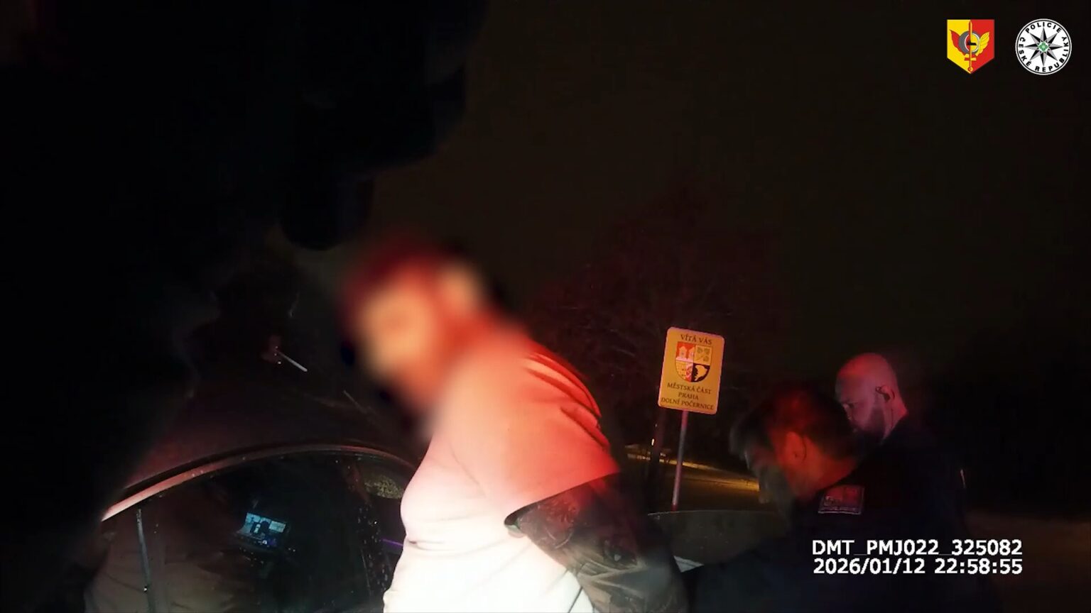 Spike strips end high-speed chase through icy Prague streets - Mean Prague